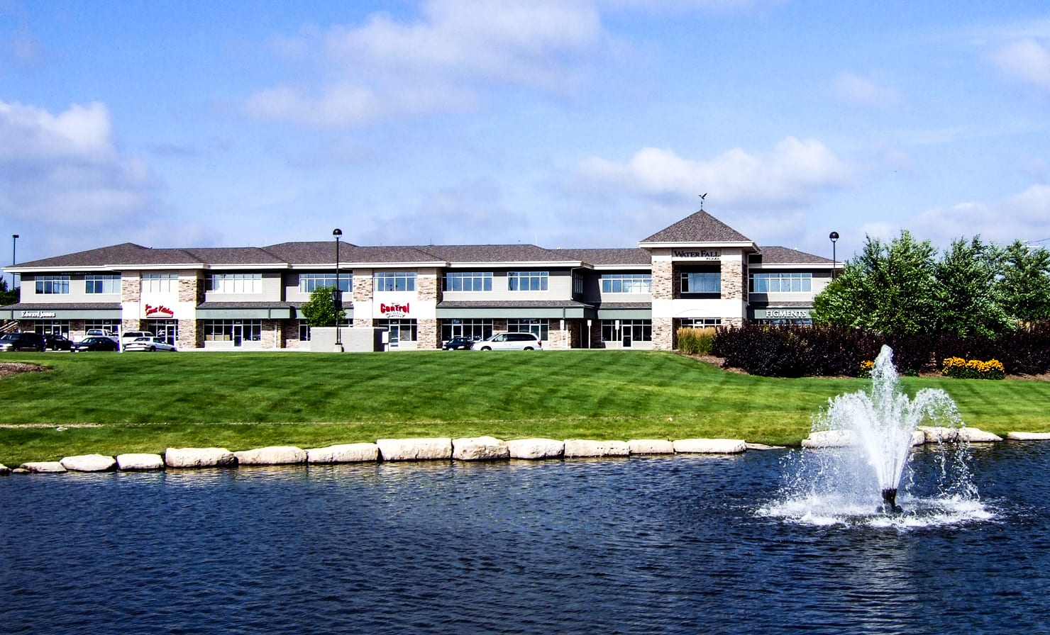 Waterfall Plaza - Schemmer